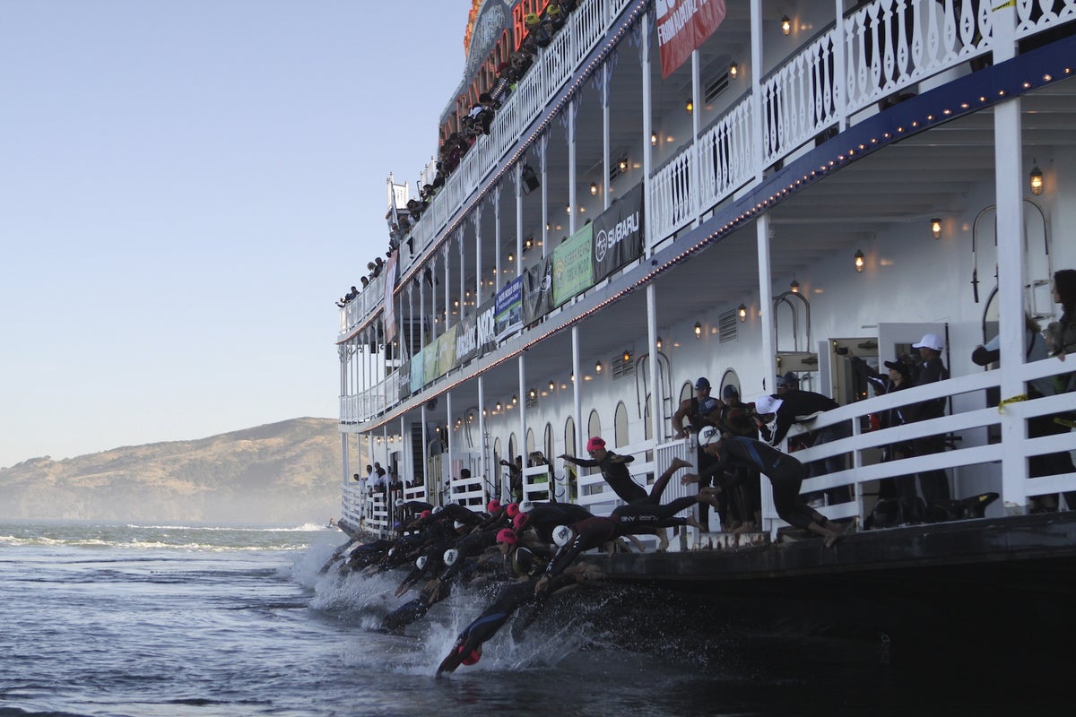 Potts, Cave Take Top Spots At Escape From Alcatraz – Triathlete