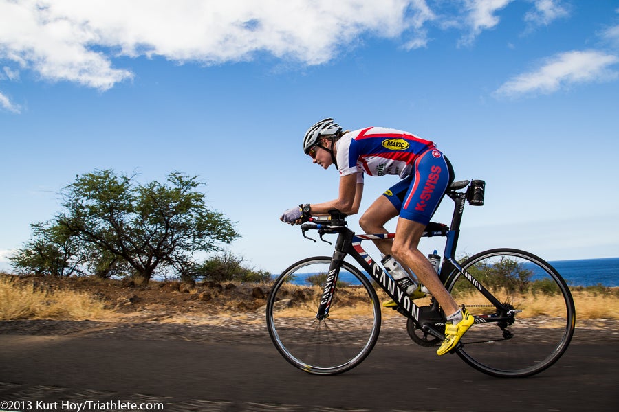 Video: Leanda Cave Rides In Kawaihae – Triathlete