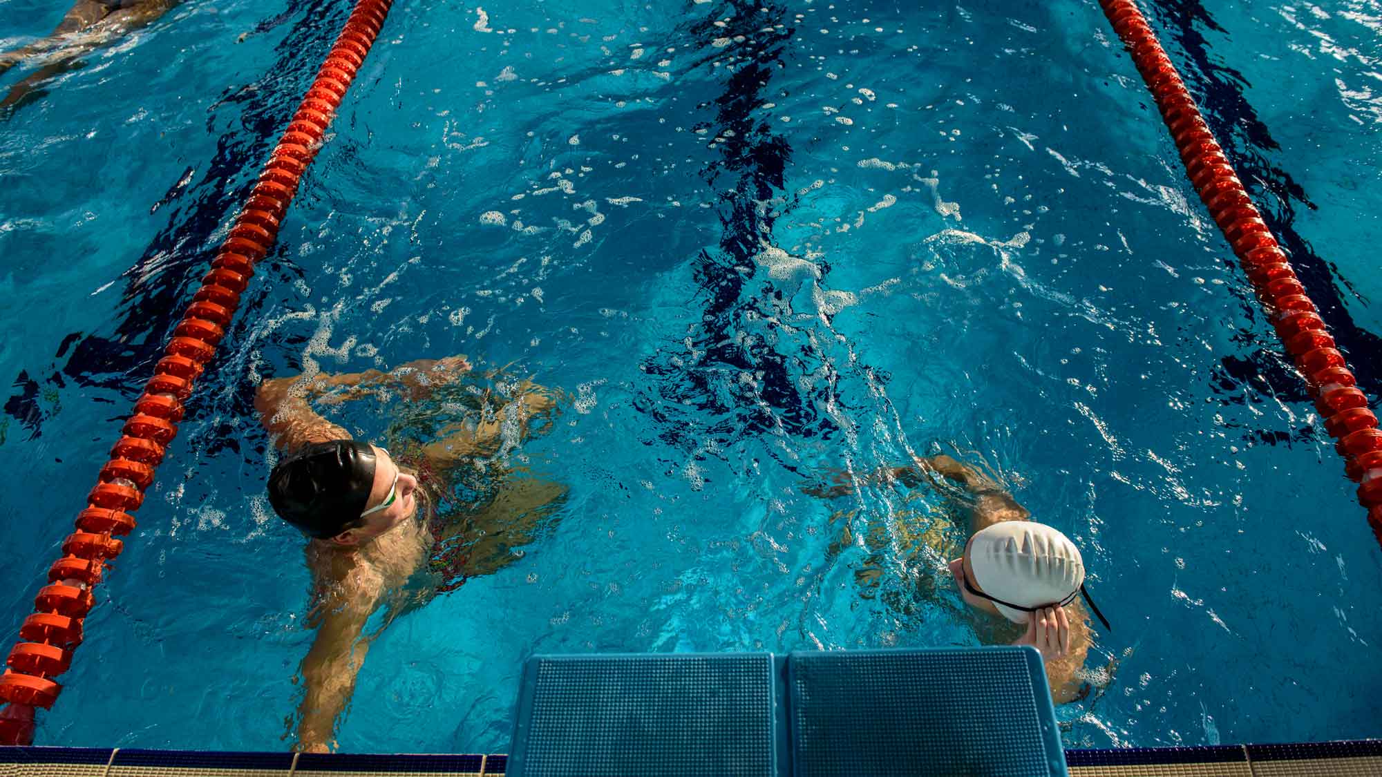 How to Prepare for Open-Water Swimming in the Pool – Triathlete