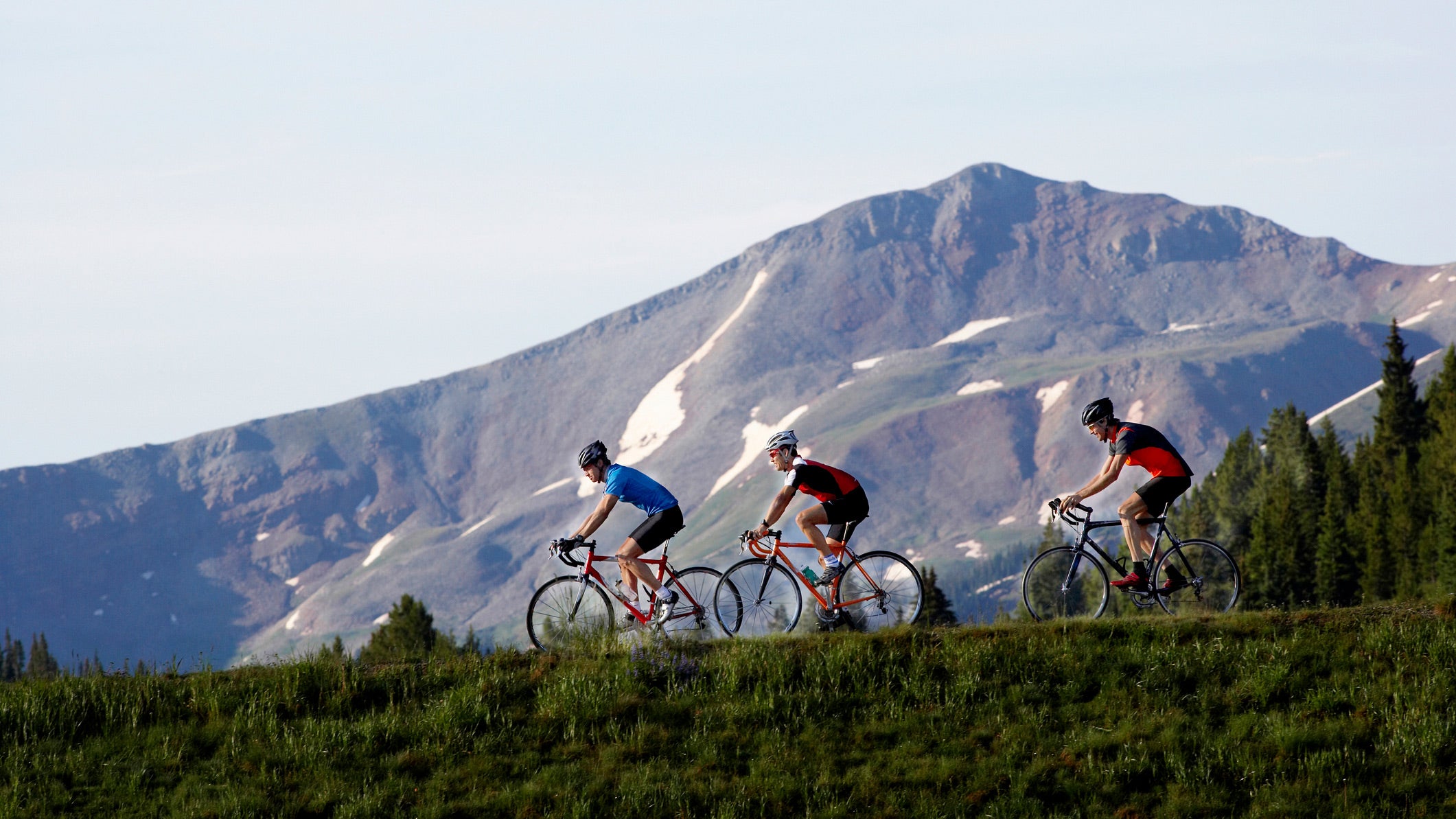Training at Altitude: The Benefits and Pitfalls – Triathlete